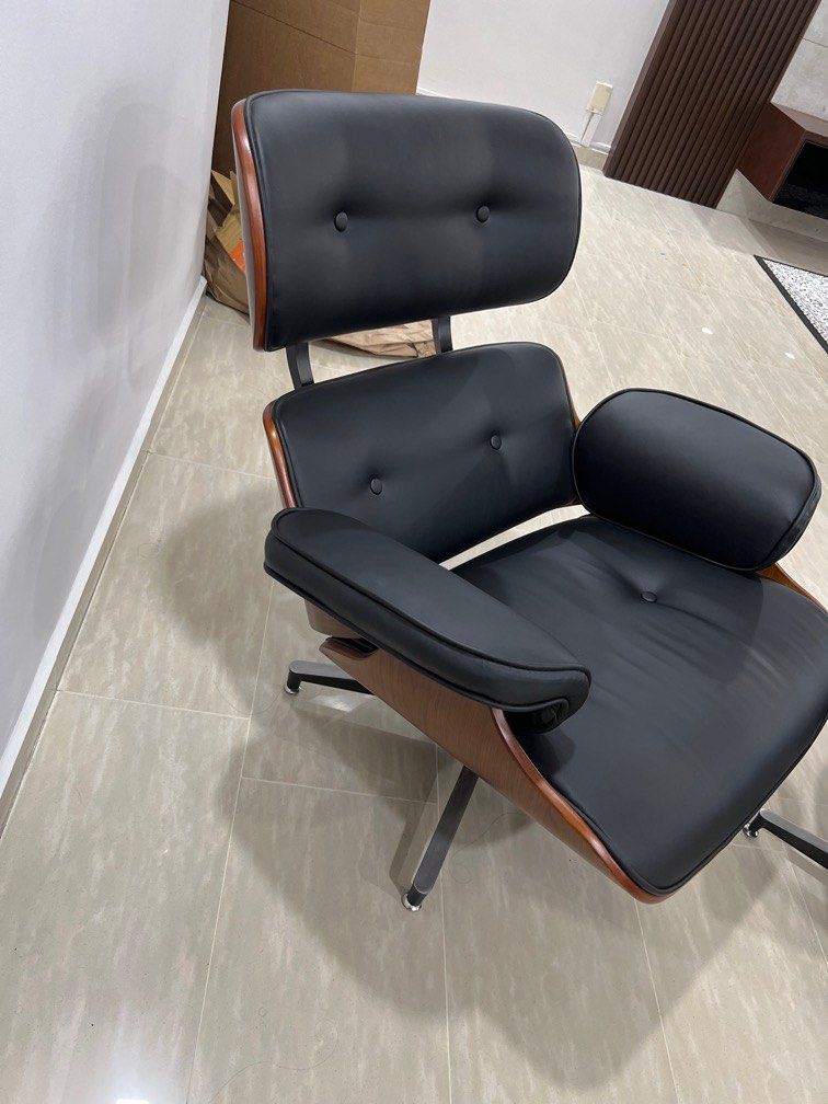 Jacob Lounge Chair (Black), Furniture & Home Living, Furniture, Chairs ...