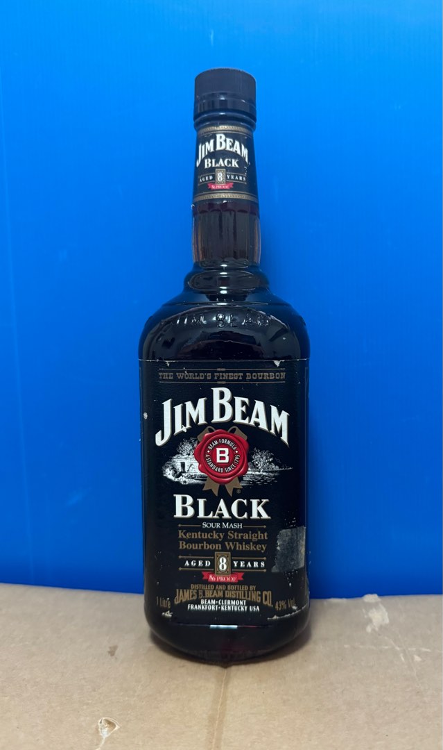 JIM BEAM BLACK 8 YO 1L, Food & Drinks, Alcoholic Beverages on Carousell