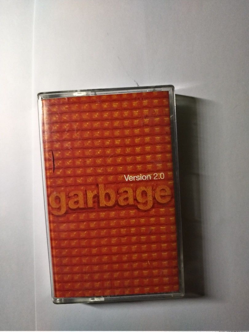 Kaset GARBAGE "Version 2.0" Cassette Tape, Hobbies & Toys, Music ...