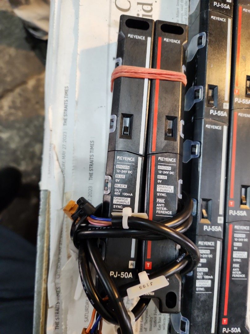 KEYENCE SAFETY SENSOR CURTAIN SENSOR 18CM - 100CM FULL SETS AVAIL ...