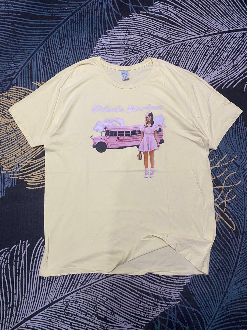 Melanie Martinez Pink Bus Buds Tee, Men's Fashion, Tops & Sets, Tshirts ...
