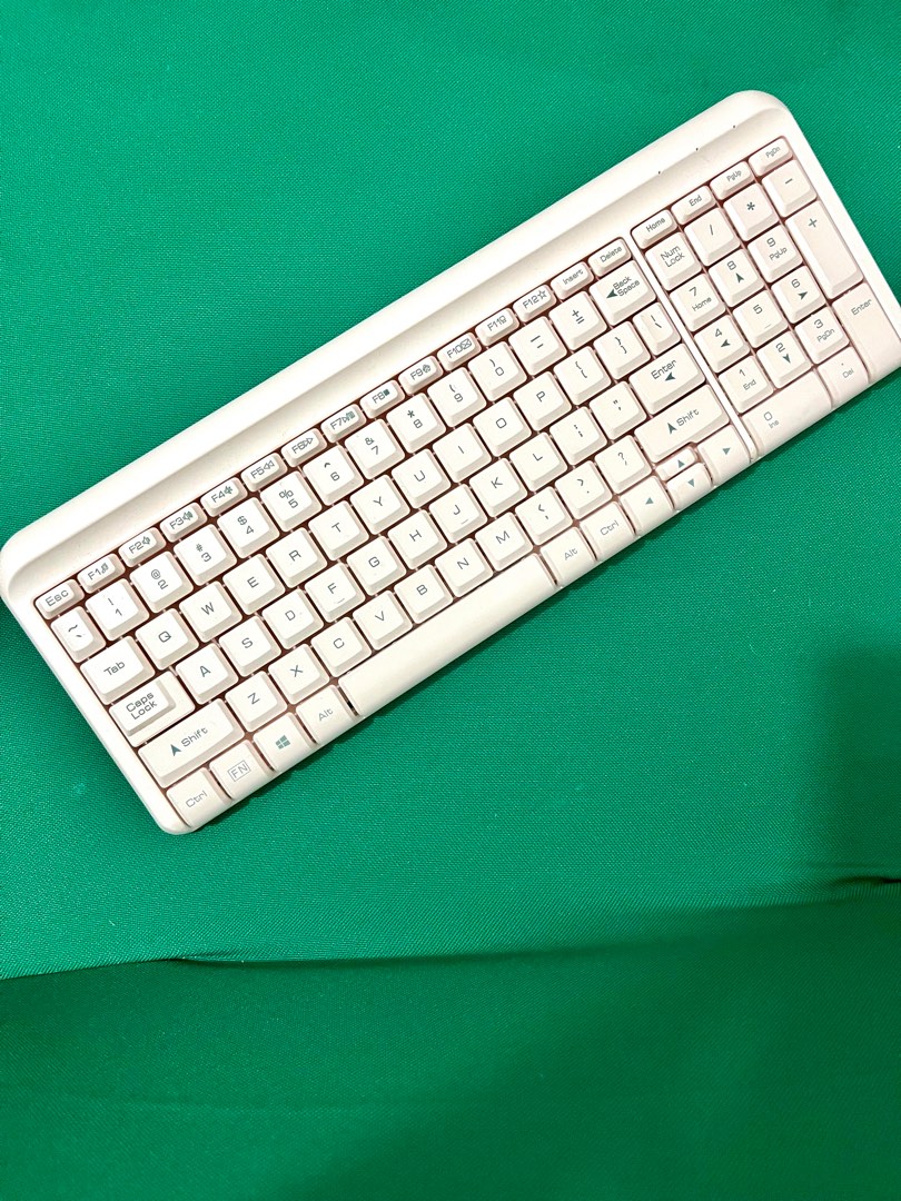 Miniso Computer Keyboard Computers And Tech Parts And Accessories
