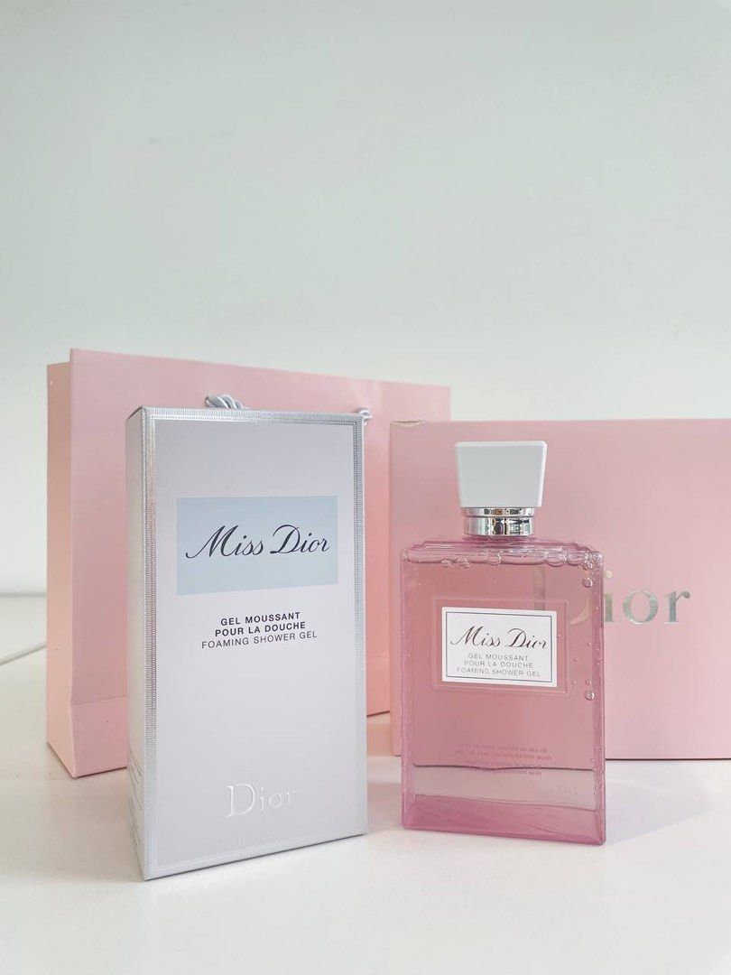 Miss Dior Pink Box Set 3 in 1, Beauty & Personal Care, Bath & Body ...