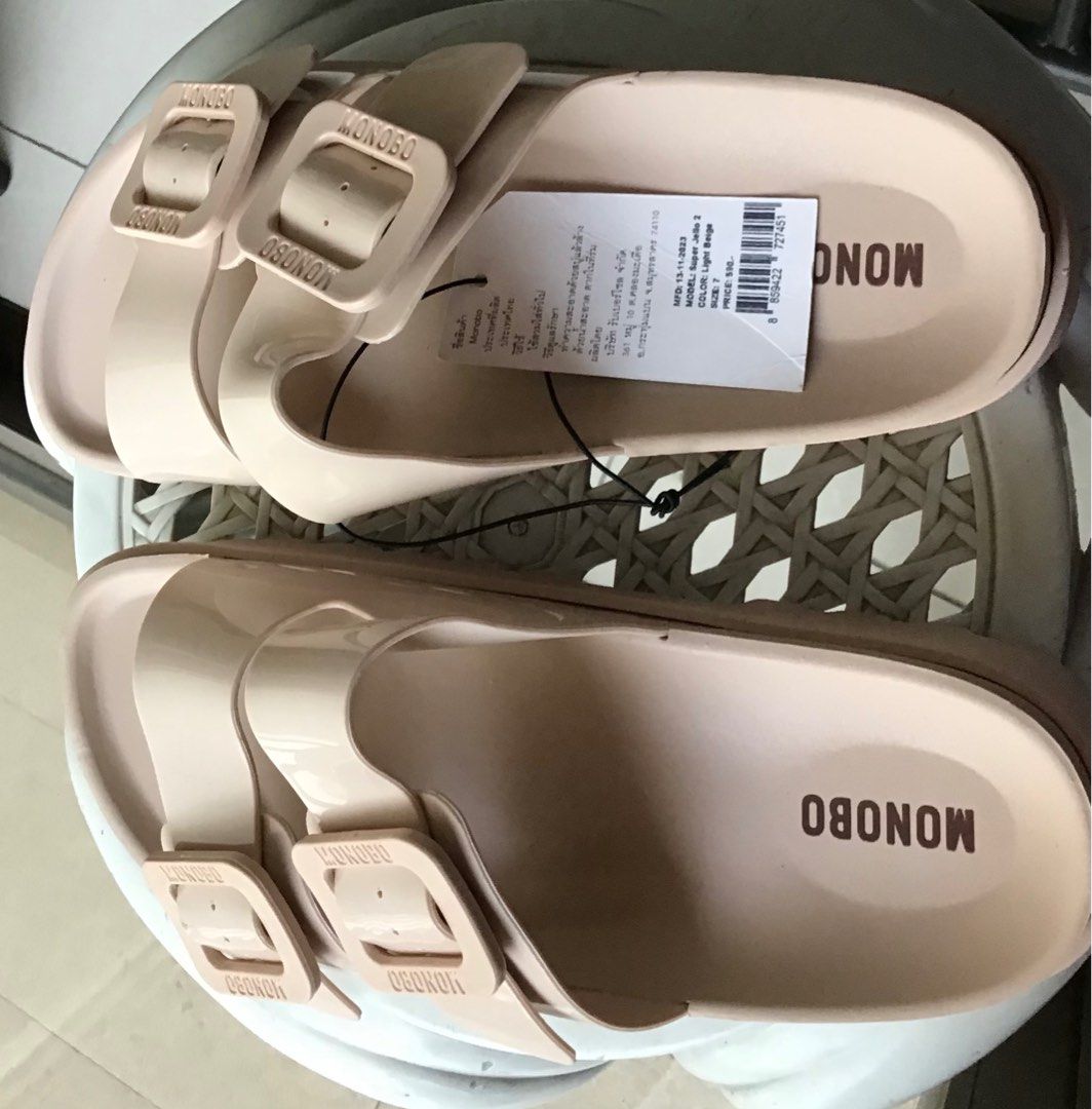 Monobo bangkok original, Women's Fashion, Footwear, Flats & Sandals on ...