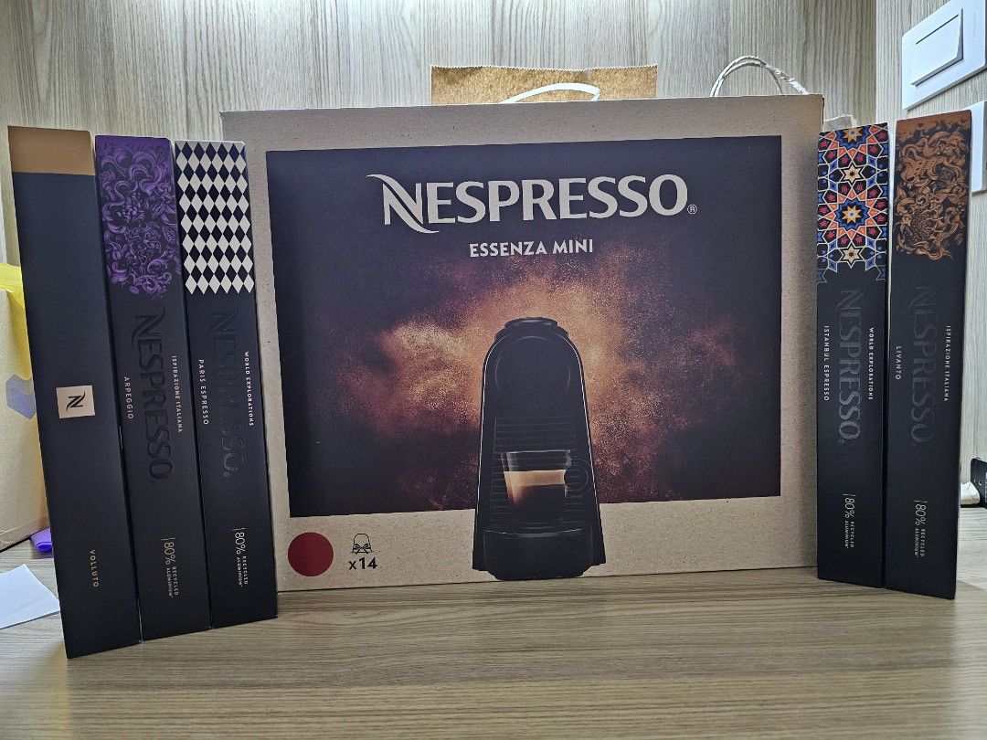 Nespresso Essenza Mini + Capsules, TV & Home Appliances, Kitchen ...