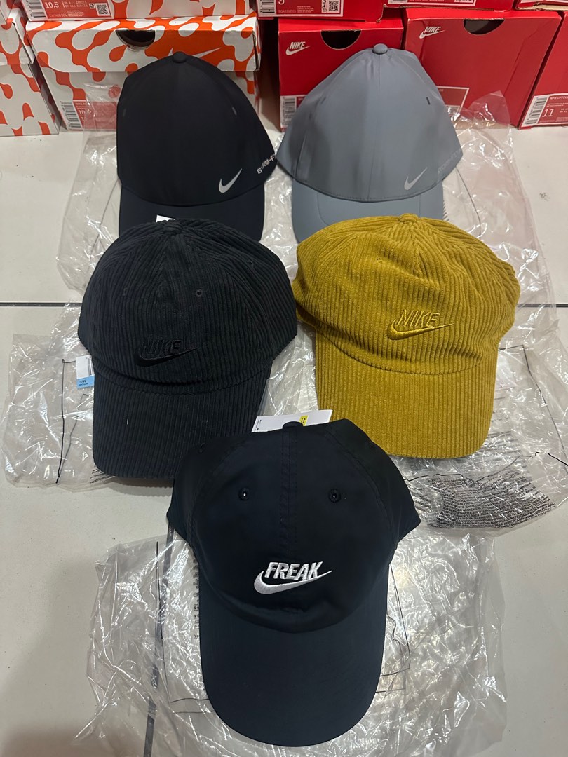 Nike Caps, Men's Fashion, Watches & Accessories, Caps & Hats on Carousell