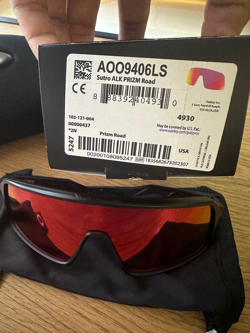 Oakley Sutro Trail/Road, Men's Fashion, Watches & Accessories ...