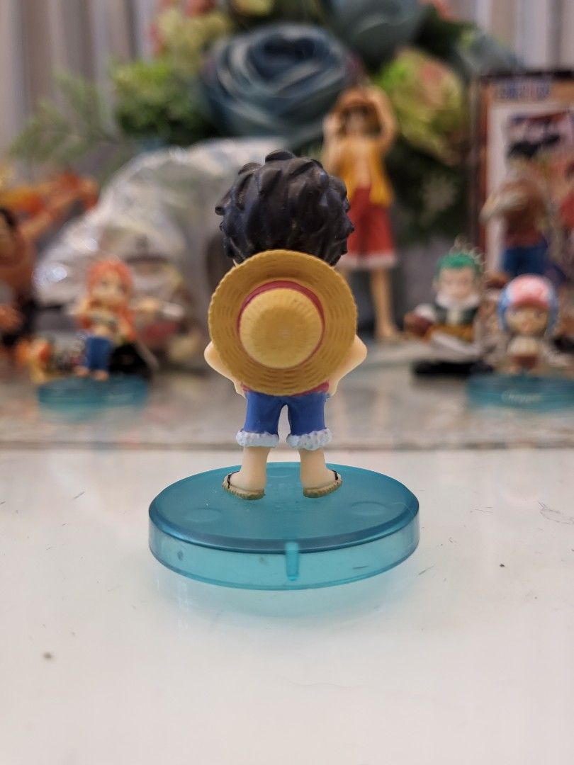 One Piece Luffy Mini Action Figure Display, Hobbies & Toys, Toys ...