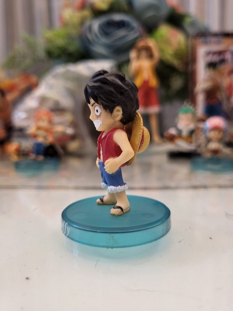 One Piece Luffy Mini Action Figure Display, Hobbies & Toys, Toys ...