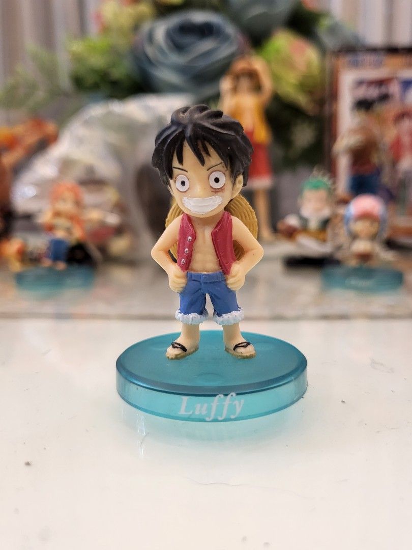 One Piece Luffy Mini Action Figure Display, Hobbies & Toys, Toys ...