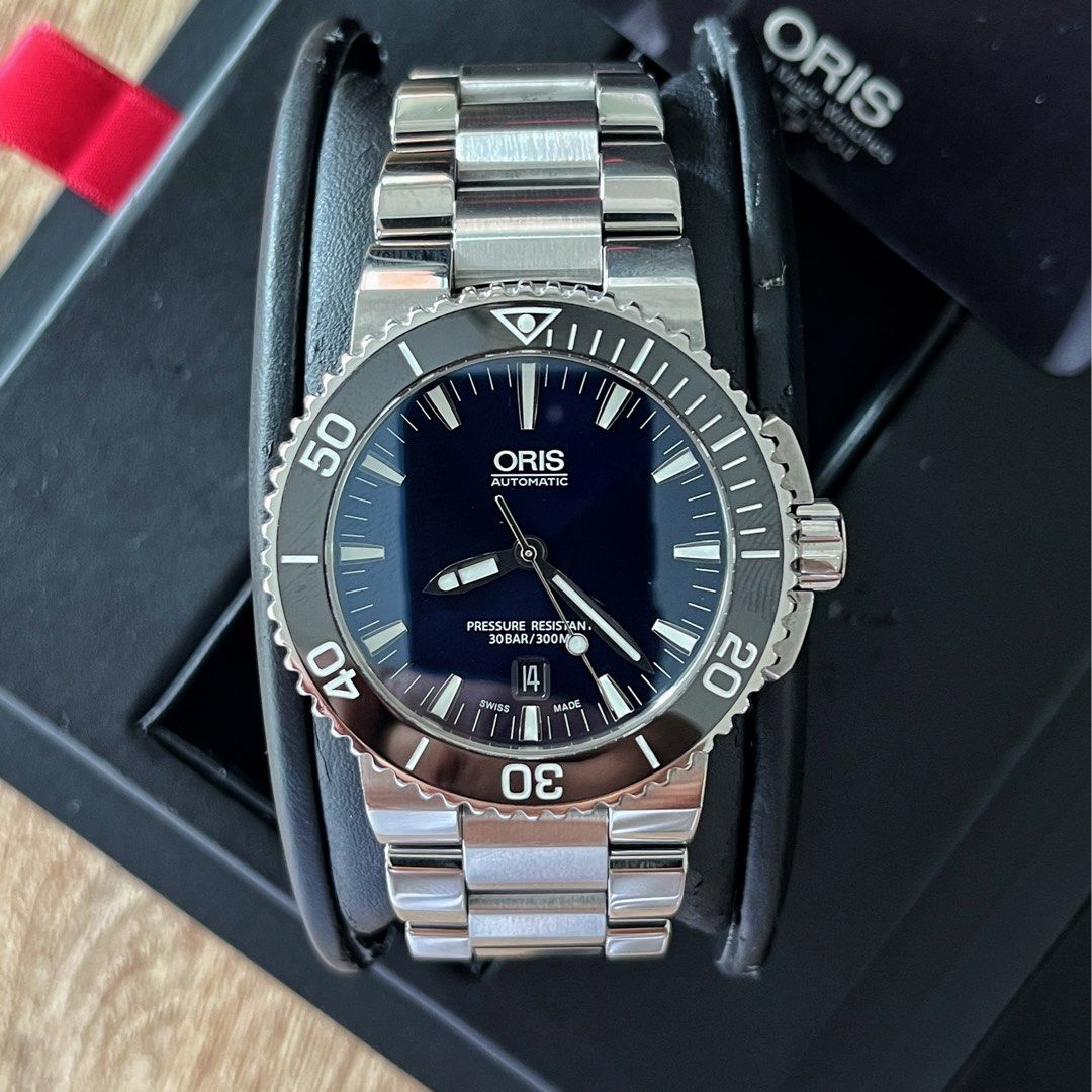 Oris Aquis Date Blue Dial, Men's Fashion, Watches & Accessories ...