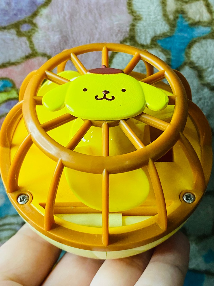 Pompompurin Handy fan 180, Hobbies & Toys, Toys & Games on Carousell