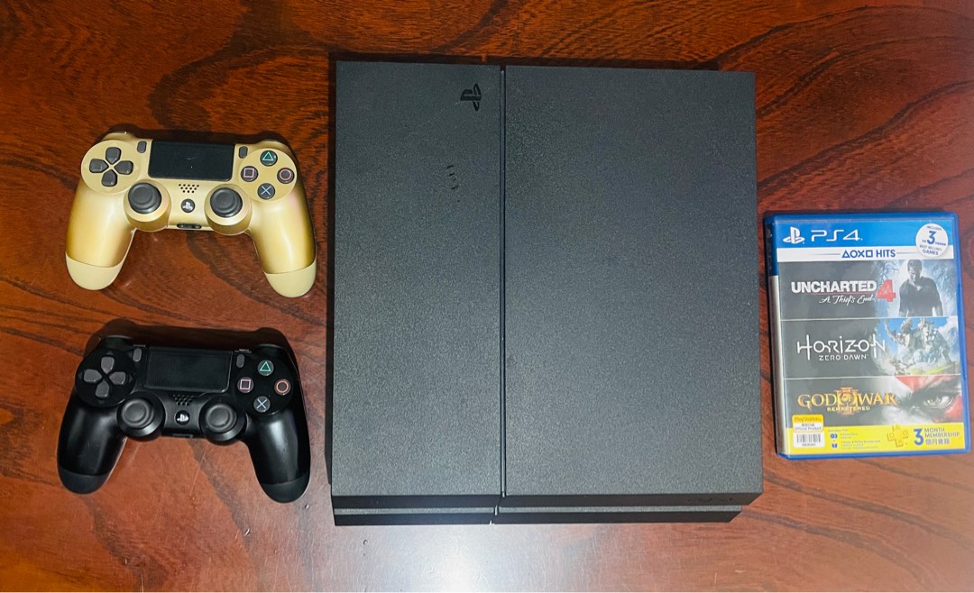 PS4 Original Version 500GB PHAT with Two Dualshock Controllers, Video ...