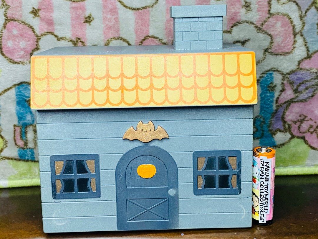 Sanrio 2005 Halloween (Chococat) Candy House 450, Hobbies & Toys, Toys ...