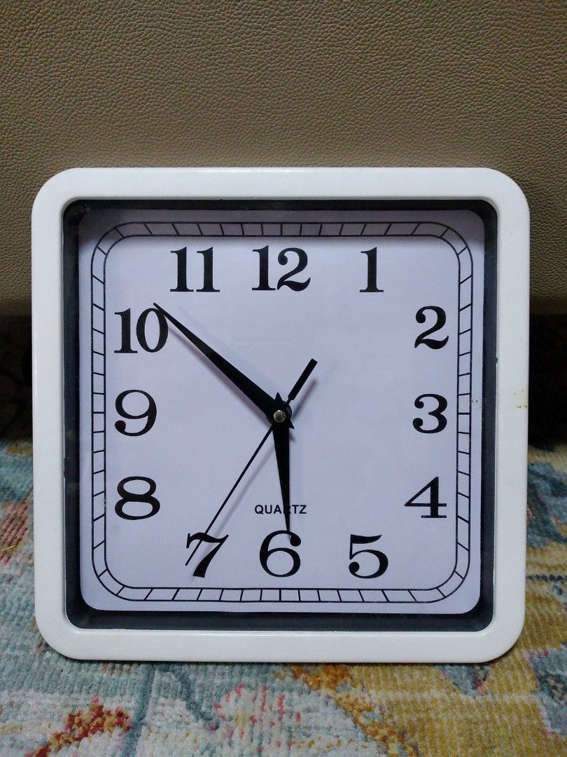 SEIKO Wall Clock /Mini Wall Clock, Furniture & Home Living, Home Decor ...