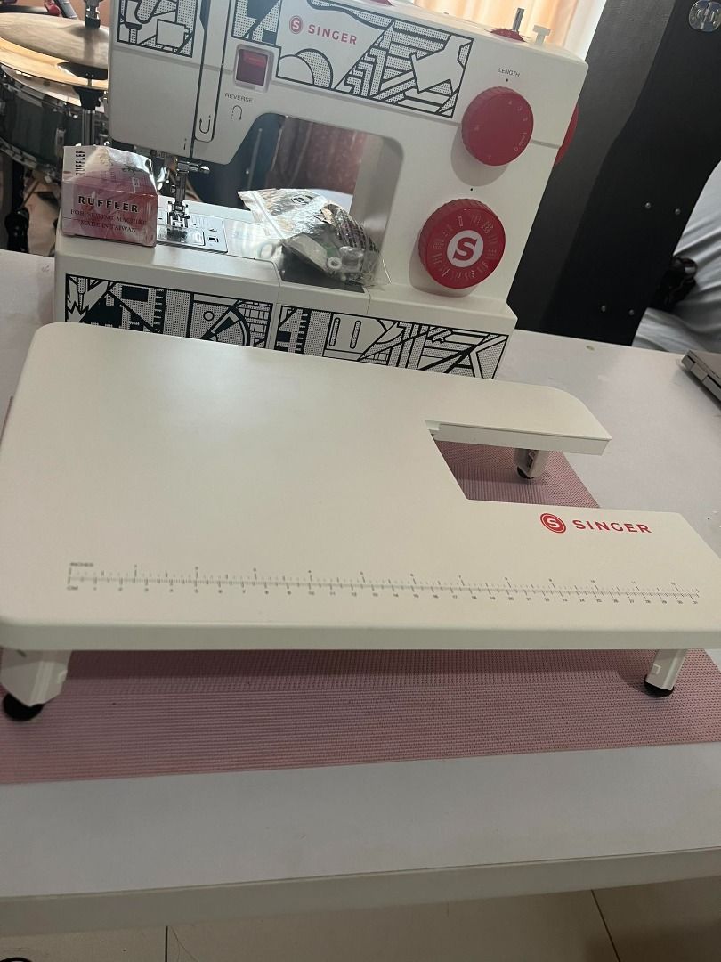Singer Cosplay CP6355M Heavy Duty Sewing Machine, Hobbies & Toys ...
