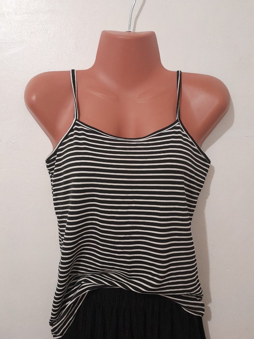 Spaghetti Strap Sando, Women's Fashion, Tops, Sleeveless on Carousell