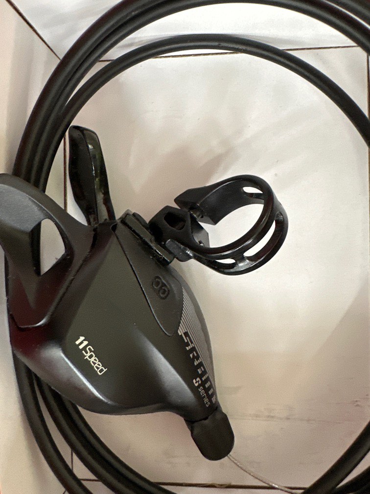 SRAM S series 11 speed shifter S700 SL-700-B1, Sports Equipment ...