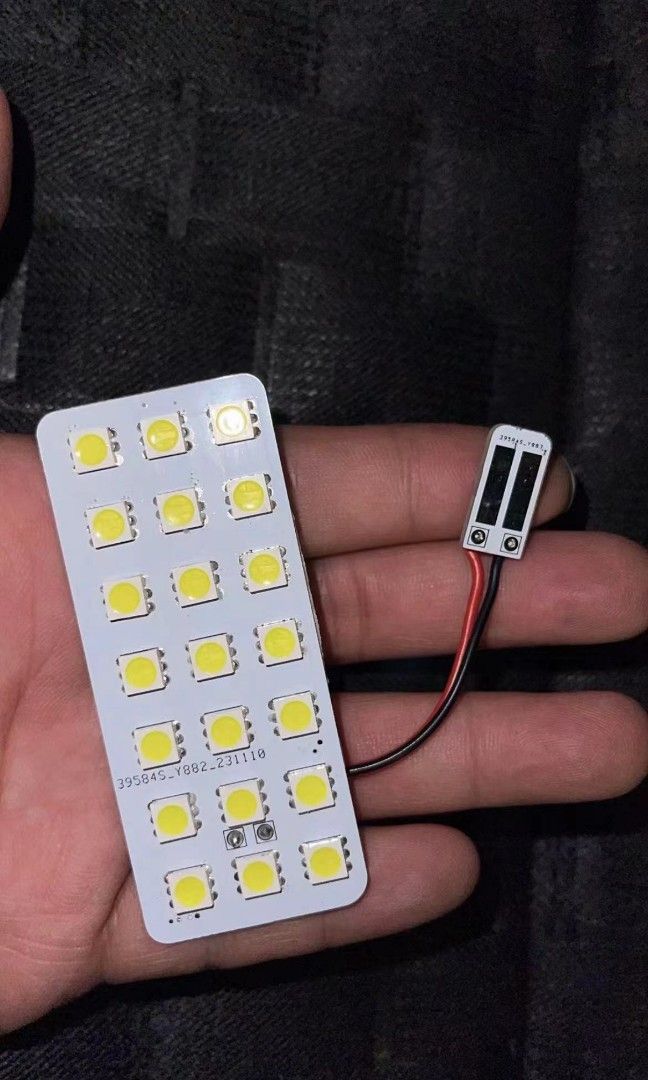 Toyota Noah Voxy Landy R90 cabin lights, Car Accessories, Electronics ...