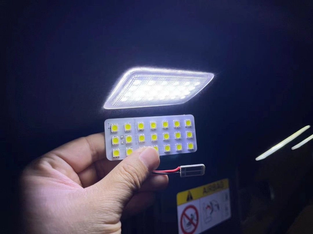 Toyota Noah Voxy Landy R90 cabin lights, Car Accessories, Electronics ...