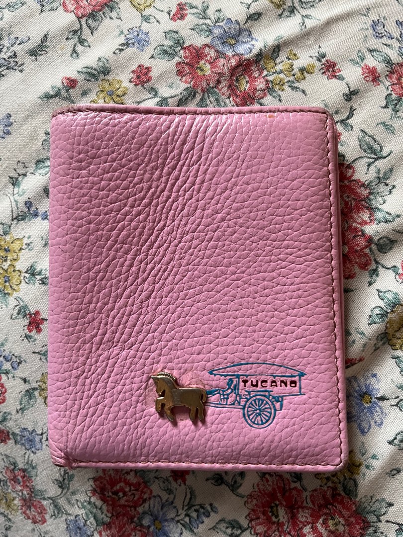 tucano bifold card wallet, Women's Fashion, Bags & Wallets, Wallets ...