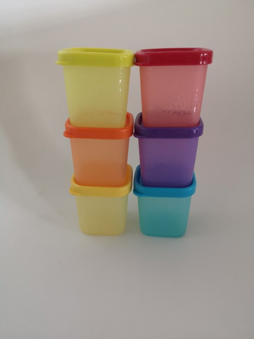 Tupperware Snowflakes Mini Cube, Furniture & Home Living, Kitchenware ...
