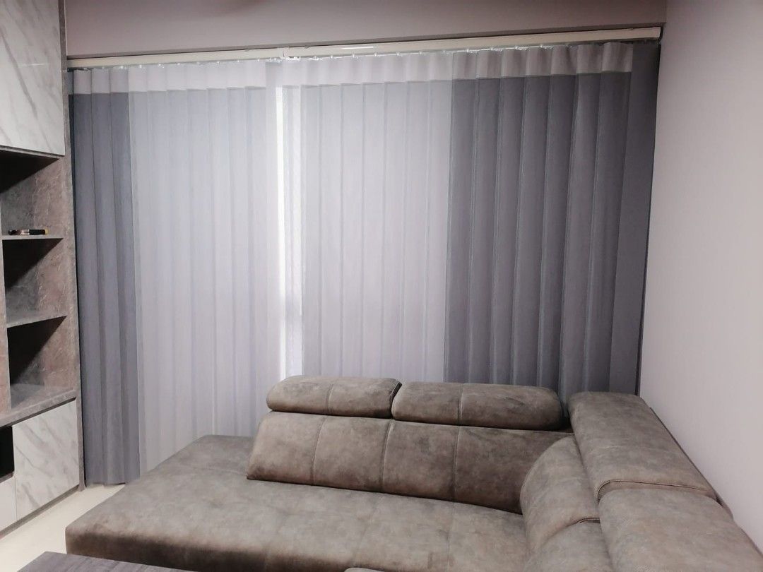 Unislat Smart Curtain, Furniture & Home Living, Home Decor, Curtains ...