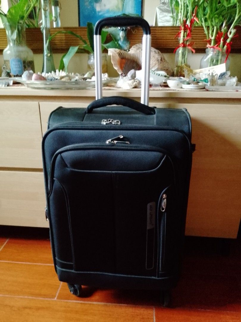 Urban Hand Carry Black Luggage, Looking For on Carousell