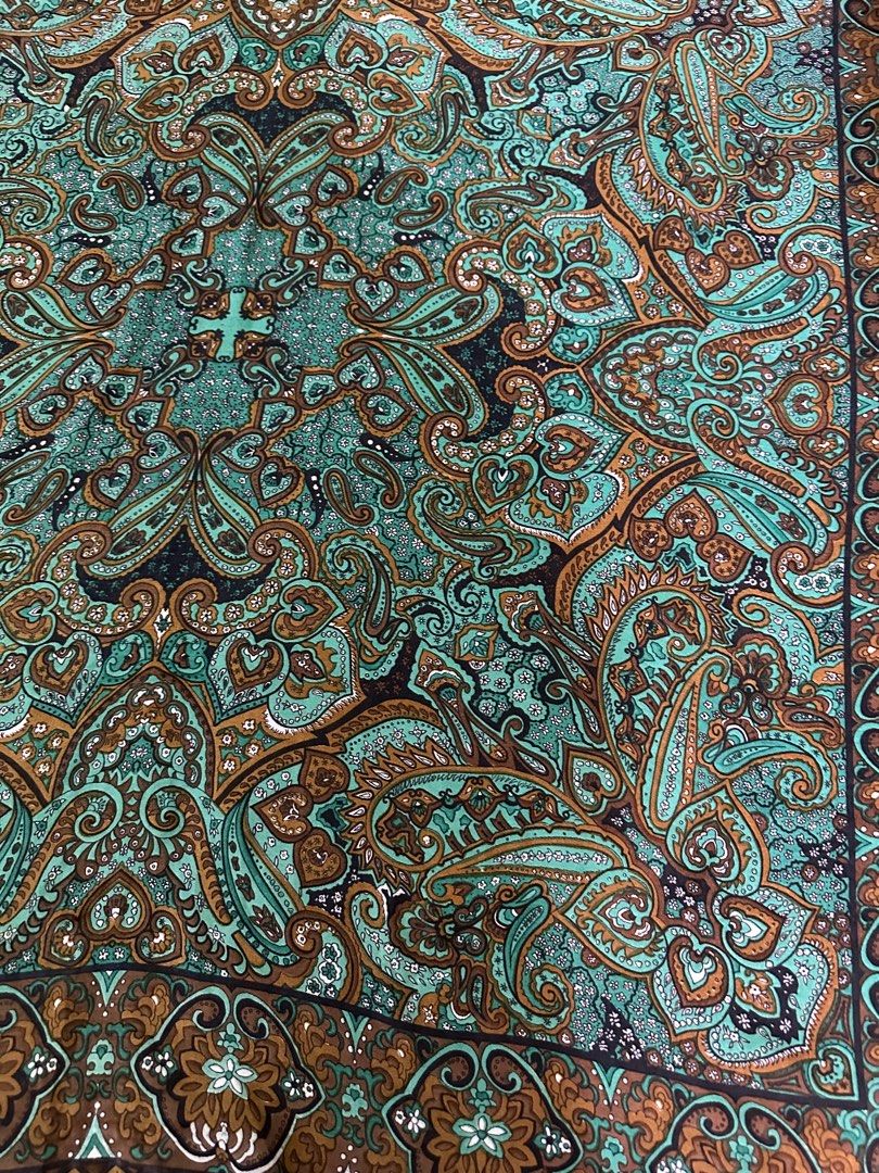 vintage scaft wool bidang besar, Women's Fashion, Tops, Blouses on ...