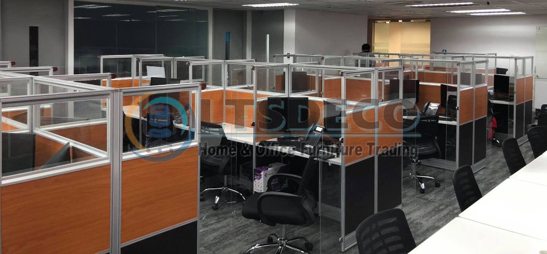 WORKSTATION BPO OFFICE PARTITION FURNITURES, Furniture & Home Living ...