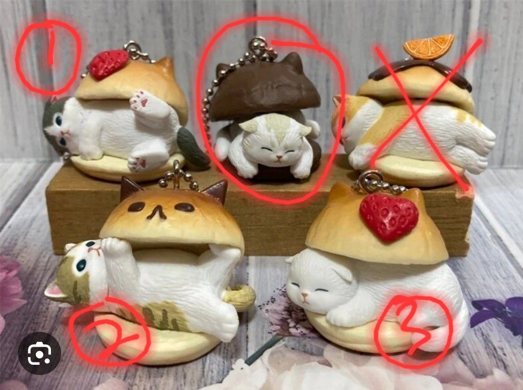 WTS/WTT Mofusand Gacha Keychain, Hobbies & Toys, Toys & Games on Carousell