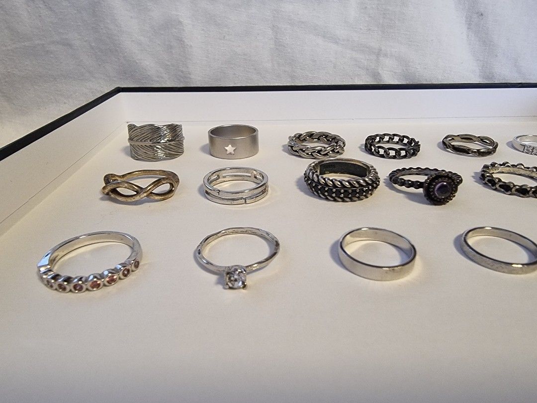 18 assorted Rings (+freebies), Women's Fashion, Jewelry & Organisers ...