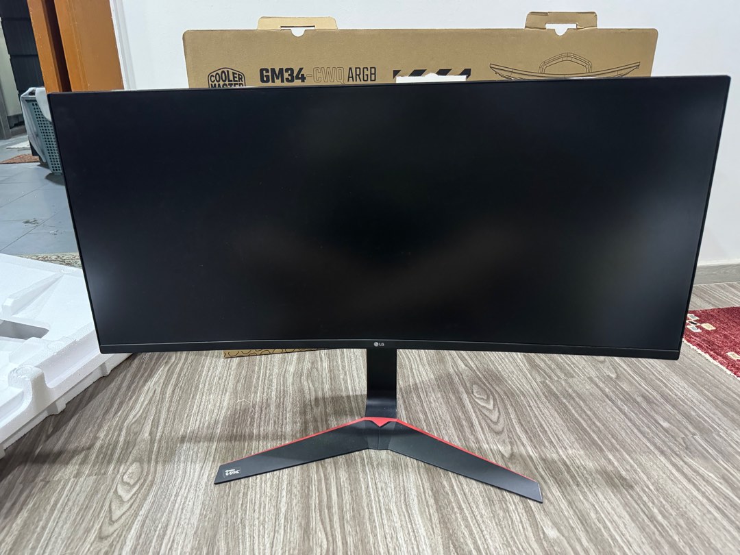 34 inch LG Monitor (Screen problem), Computers & Tech, Parts ...