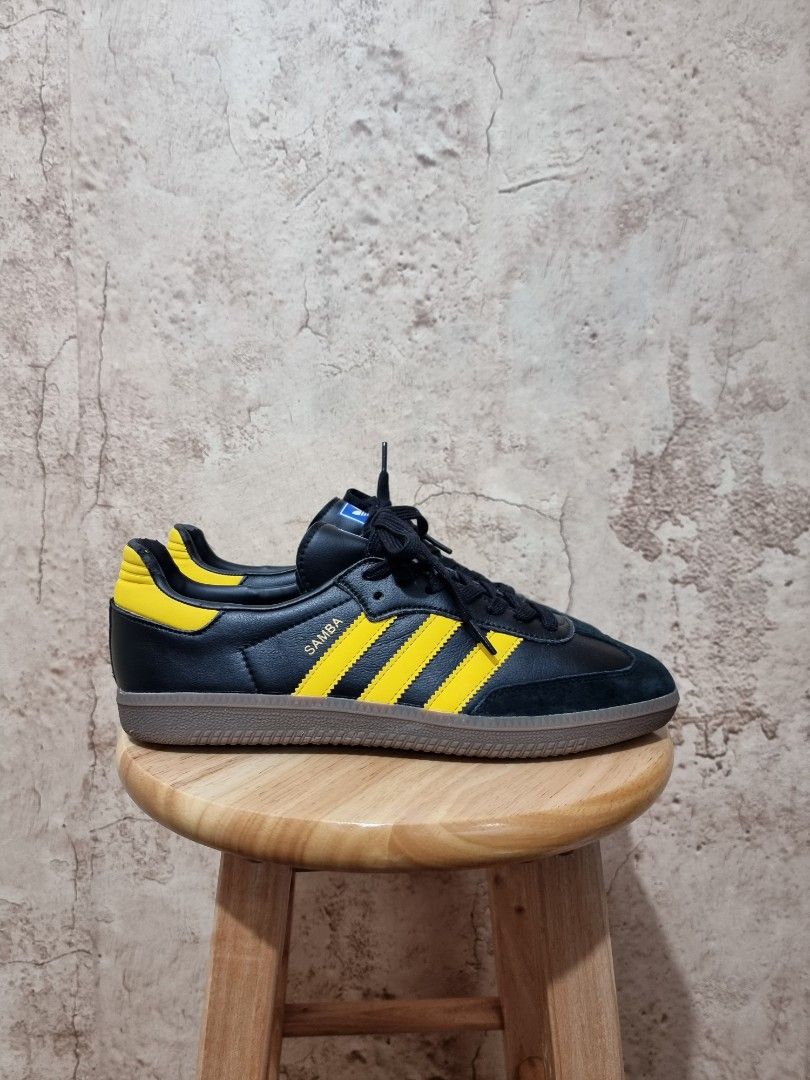 Adidas Samba black/yellow, Men's Fashion, Footwear, Sneakers on Carousell