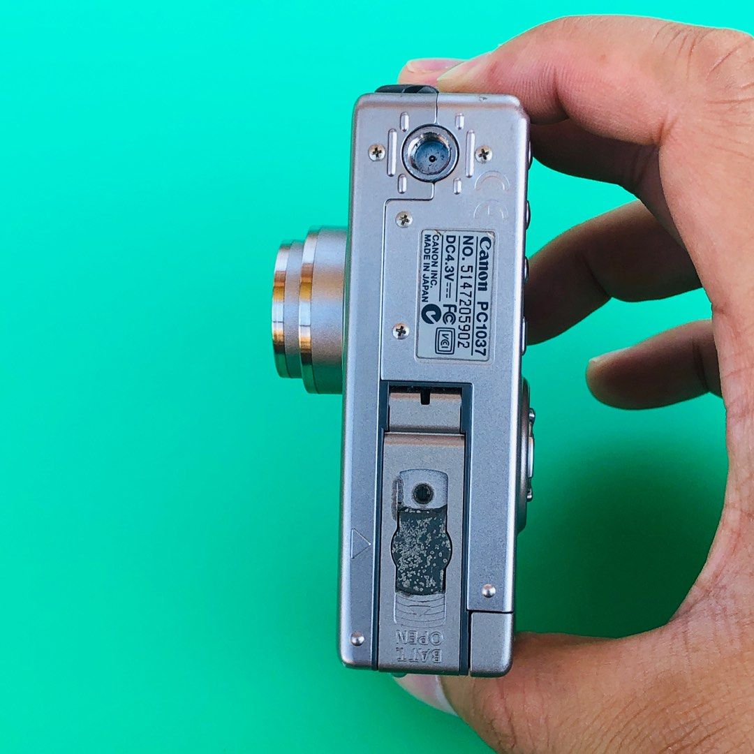 Canon Digital IXUS v3, Photography, Cameras on Carousell