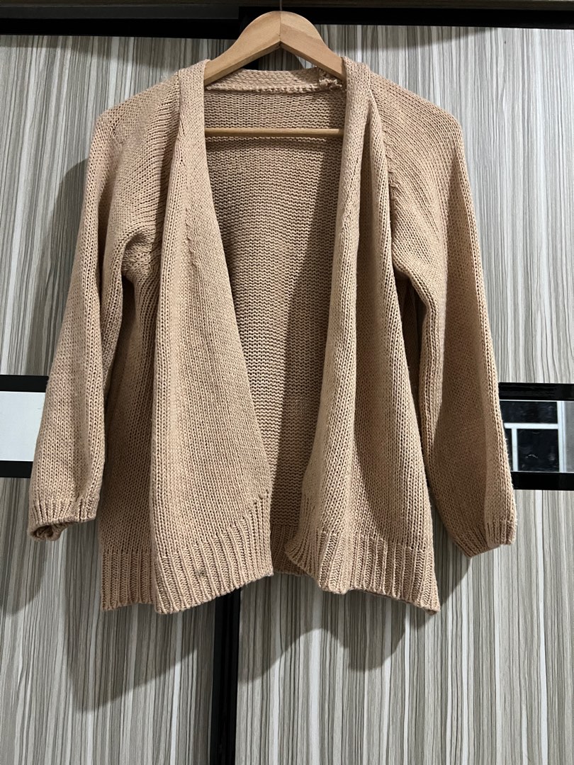 Cardigen, Women's Fashion, Coats, Jackets and Outerwear on Carousell