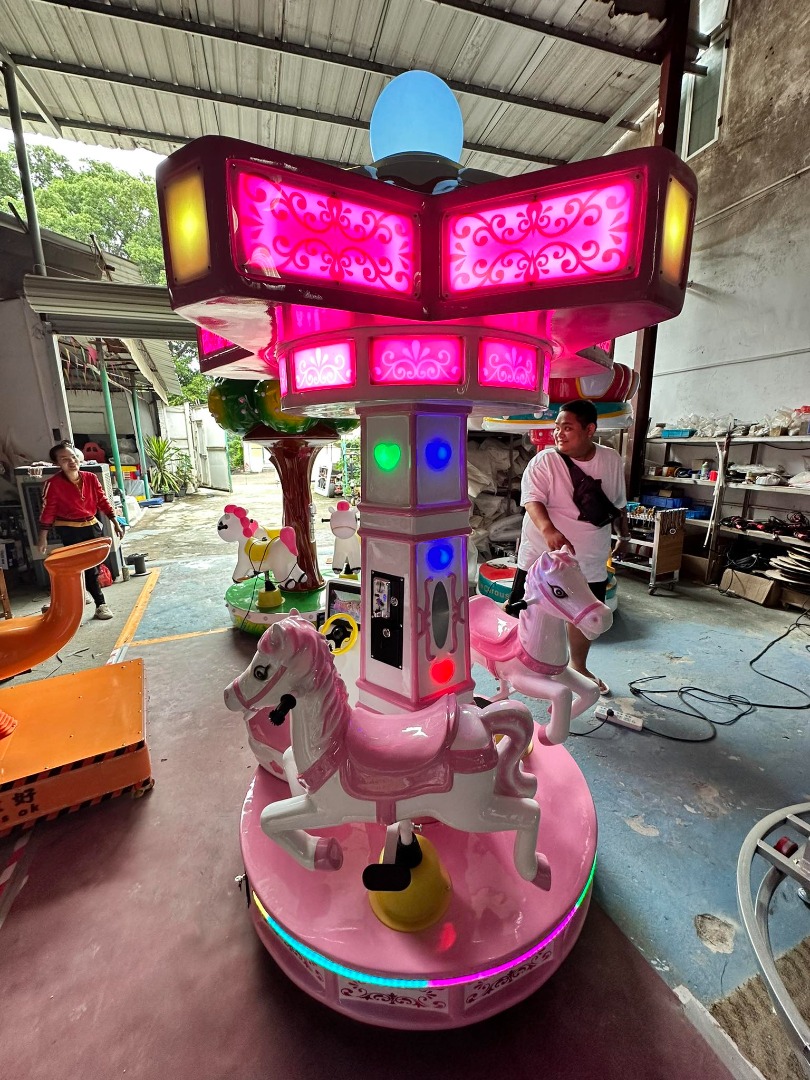 CAROUSEL 3 PLAYERS MERRY-GO-ROUND KIDDIE RIDES ARCADE MACHINE / PRE ...