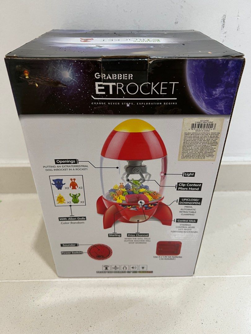 Claw Machine Grabber ET Rocket, Hobbies & Toys, Toys & Games on Carousell