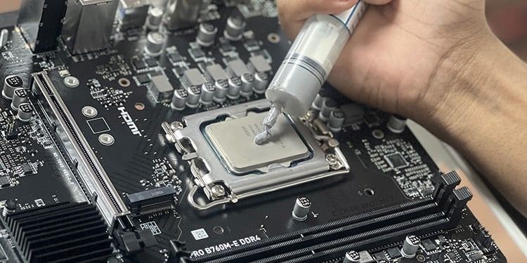 CPU & GPU Thermal Paste Replacement, Computers & Tech, Desktops on Carousell