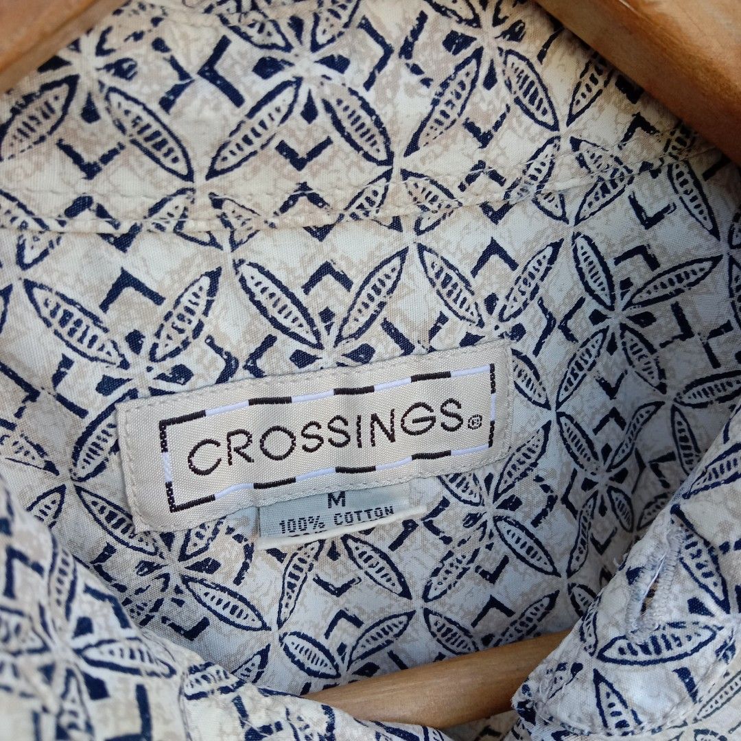 Crossing White Pattern Polo, Men's Fashion, Tops & Sets, Tshirts & Polo ...