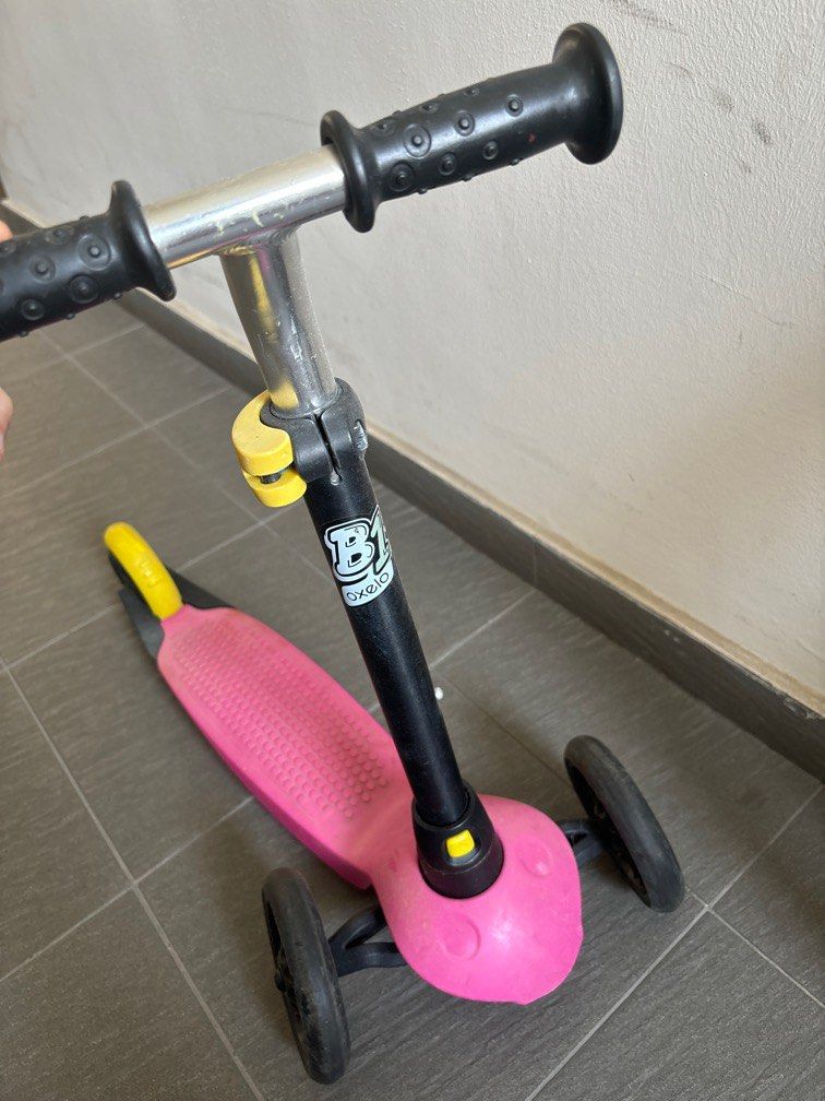 Decathlon kids scooter, Sports Equipment, Sports & Games, Skates ...