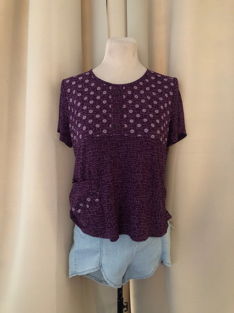 deep purple top, Women's Fashion, Tops, Shirts on Carousell