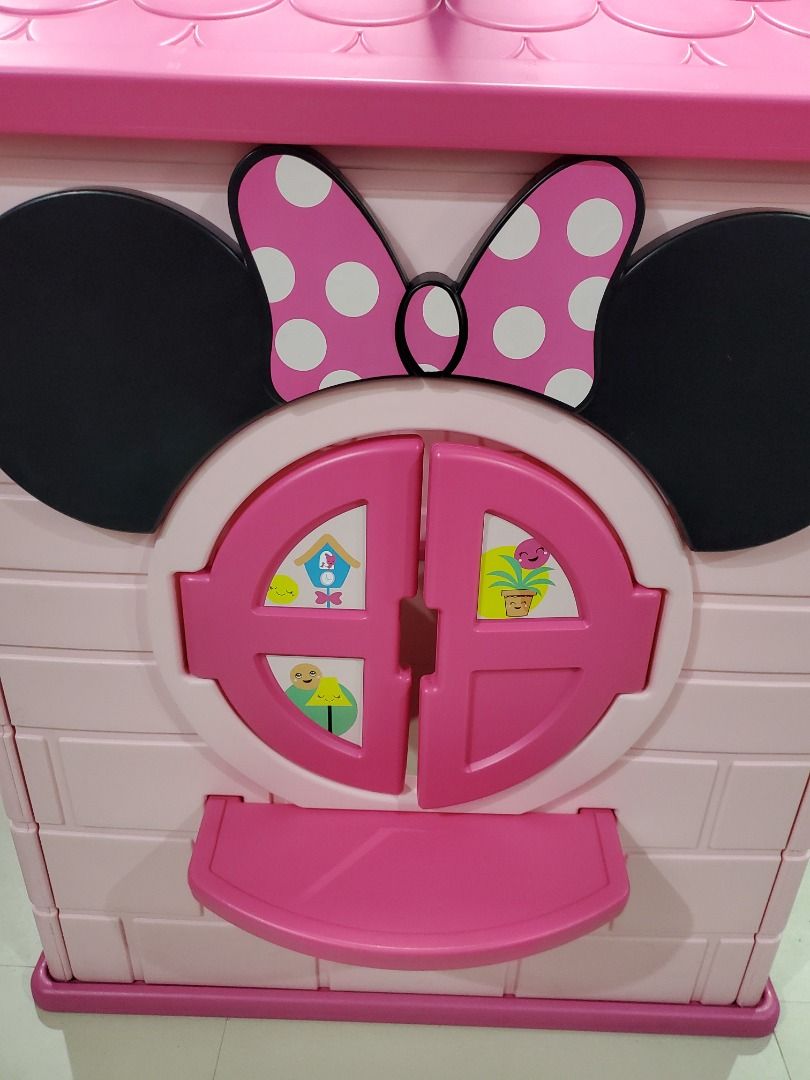 Delta Children Minnie Mouse Plastic Indoor/Outdoor Playhouse with Easy ...
