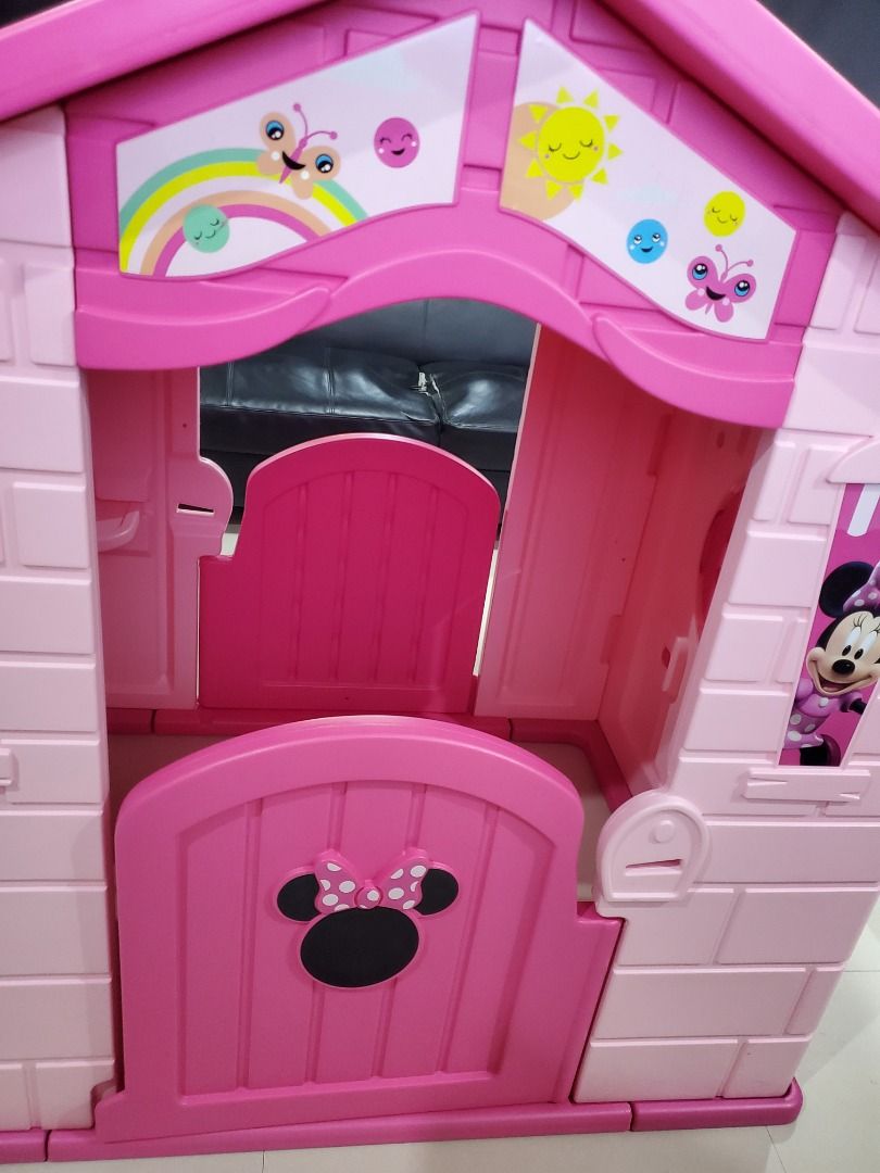 Delta Children Minnie Mouse Plastic Indoor/Outdoor Playhouse with Easy ...