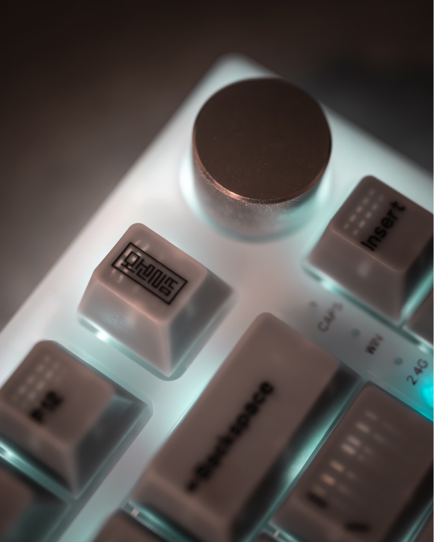 Domikey Ghost DMK Ghost Keycaps, Computers & Tech, Parts & Accessories ...