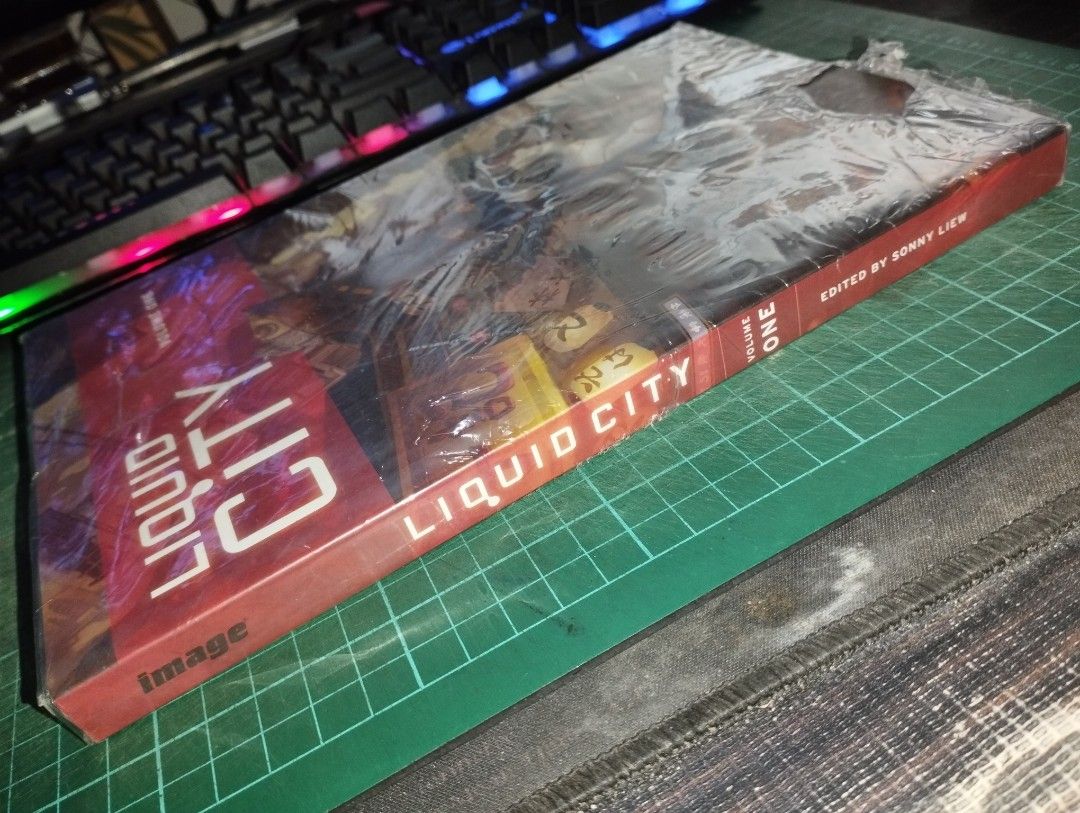 [ENG] LIQUID CITY 1 (2008), Hobbies & Toys, Books & Magazines, Comics ...