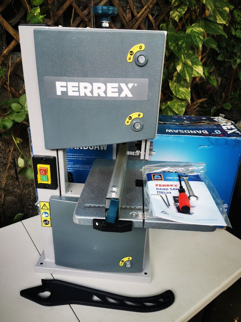 ferrex mini bandsaw, Commercial & Industrial, Construction Tools ...