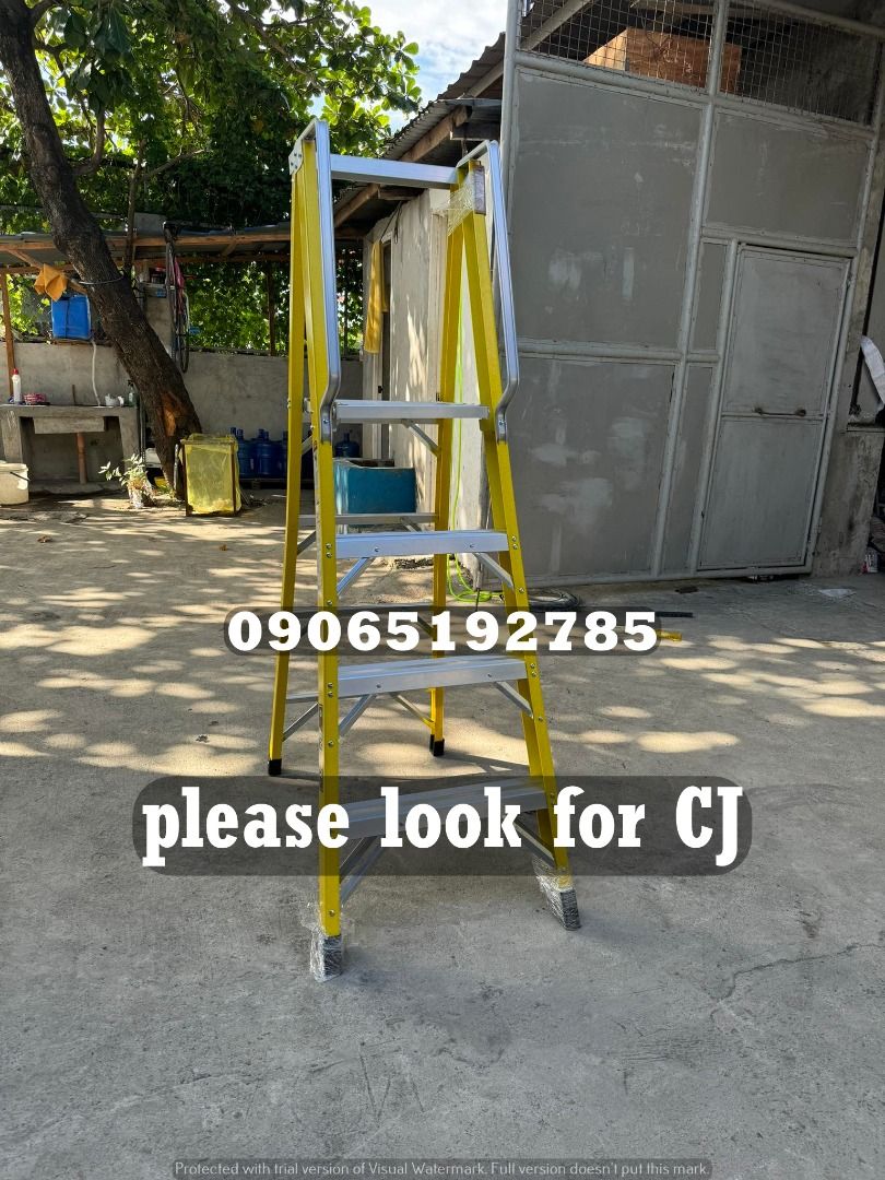 Fiberglass Platform Ladder (spencer USA) Specs: 4 steps, Commercial ...