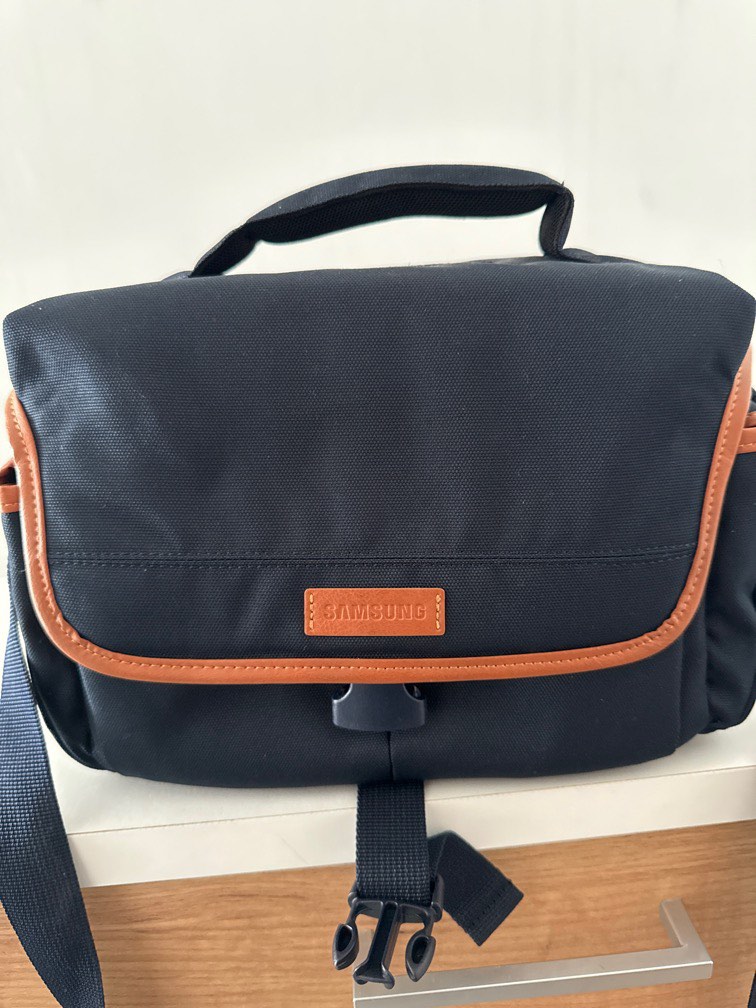 Free Samsung camera bag, Photography, Photography Accessories, Camera ...