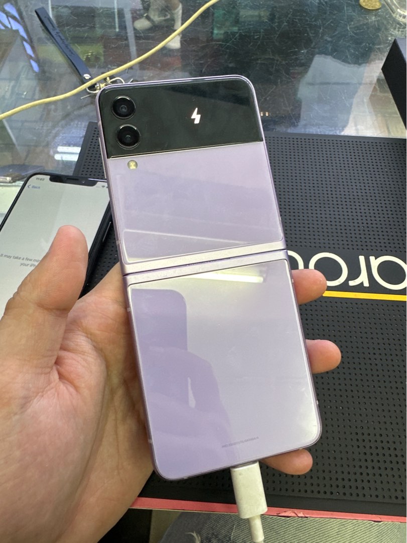 Galaxy Z Flip 3 Lavender 128GB, Mobile Phones & Gadgets, Mobile Phones ...
